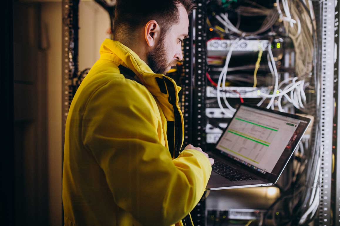 Data Stack Modernisation Services | R Systems